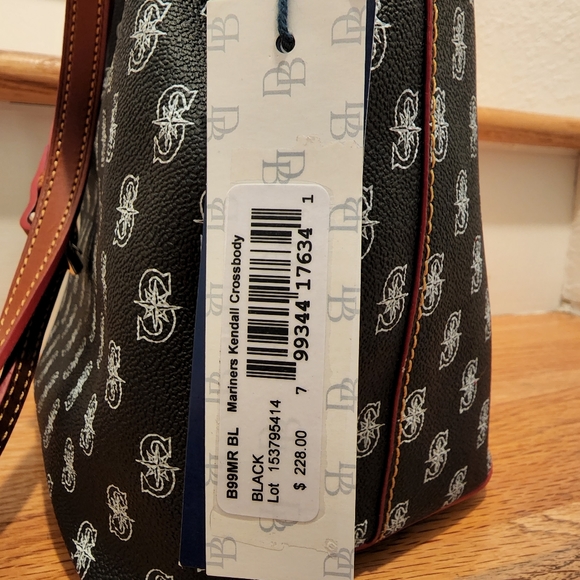 Dooney & Bourke | Bags | Nwt Seattle Mariners Kendall Crossbody Dooney ...